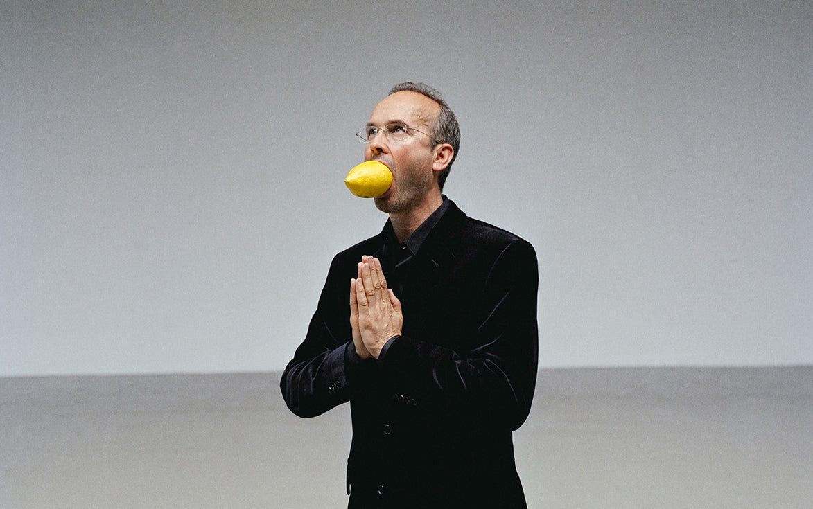 ERWIN WURM | THE ARTIST BEGGING FOR MERCY – KÖNIG GALERIE