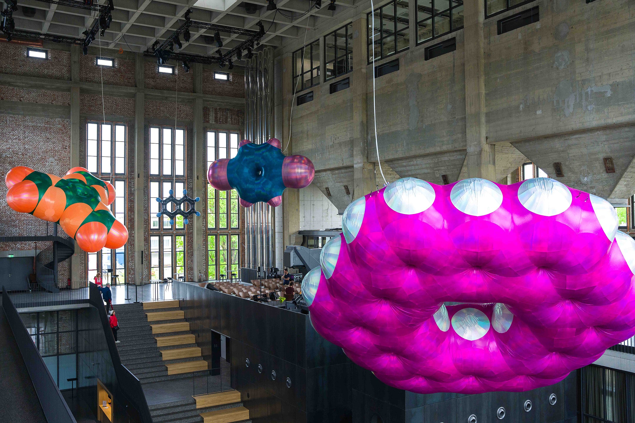 MONIRA AL QADIRI | SILOED BEINGS – KÖNIG GALERIE